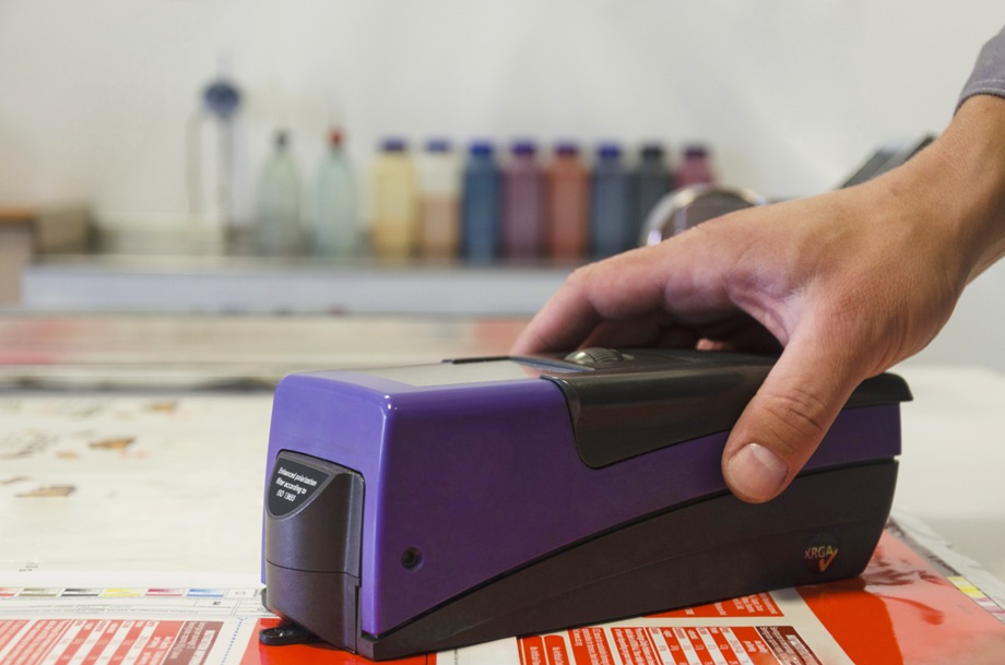 Spektrofotometr, czyli jak idealnie dobrać kolor? - Yanko